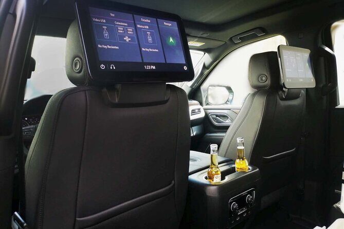 Luxury Suv Departures from Cancun Hotel Zone to Airport - A Detailed Look at the Luxury SUV Transfer Experience