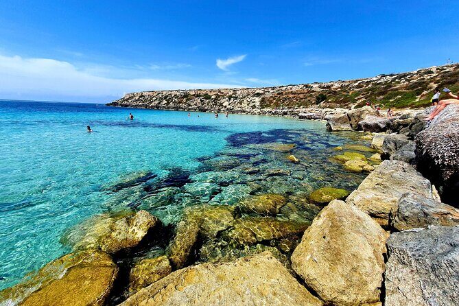 Luxury Tour Aegadian Islands: Favignana Levanzo with Lunch from Trapani - What Makes This Tour Stand Out?
