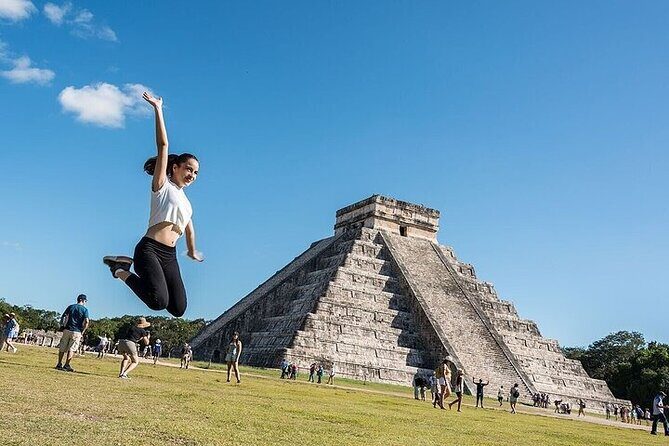 Luxury Tour to Chichen Itza and 2 Cenotes Only From Tulum - Key Points