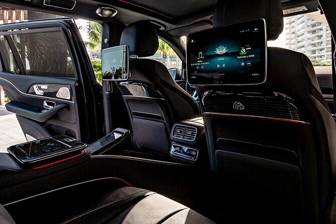 Luxury Transfers in a Mercedes Maybach GLS 600 - FAQ