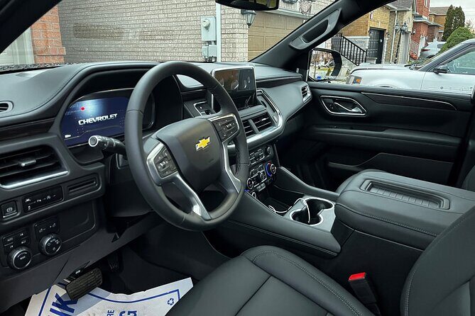 Luxury Transport from Mississauga to Toronto - An Overview of the Service