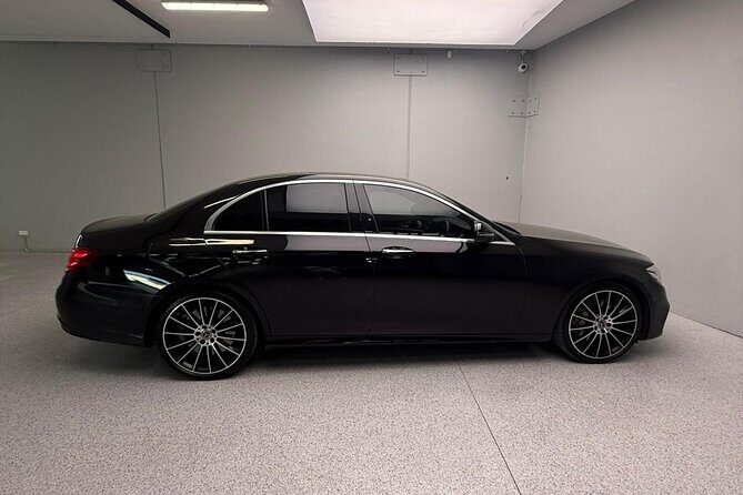 Luxury Vehicle Brisbane Airport to Brisbane Hotel Transfer - Key Points