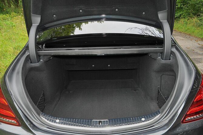 Luxury Vehicle Transfer from Copenhagen Airport CPH to Copenhagen - FAQ