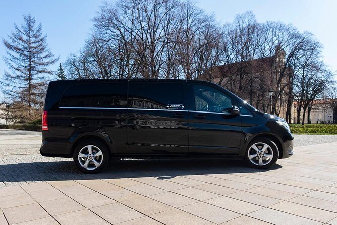 Luxury Warsaw Chopin Airport Transfer by private Minivan car - What to Expect on Your Journey