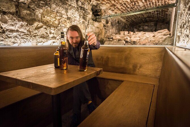 Luxury Whisky Tasting in Edinburgh's Underground Vaults | 90min - Key Points