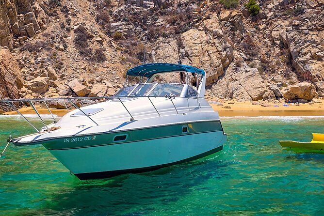 Luxury Yacht Charter and Arch Tour in Cabo San Lucas - Key Points