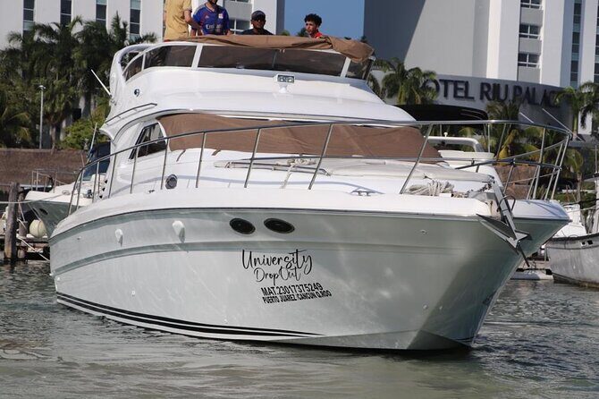 Luxury Yacht in Paradise and snorkel by Isla Mujeres - FAQs