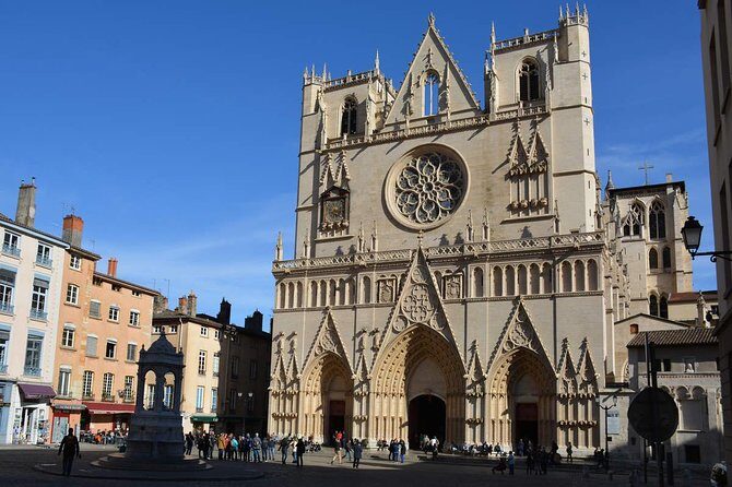 Lyon Old District : Private Walking Tour - Key Points
