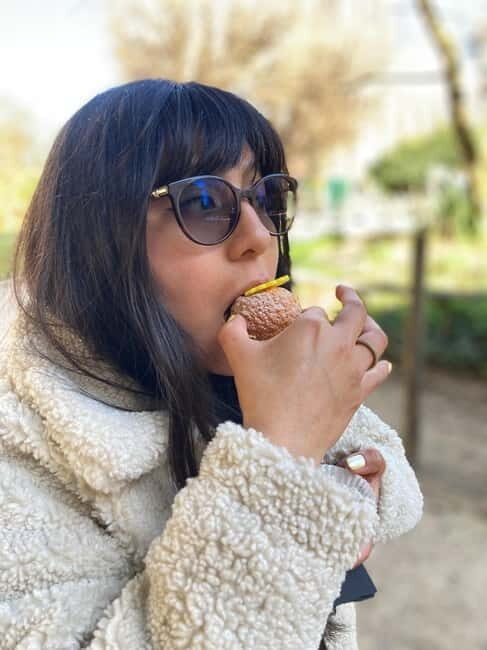 Lyon: Pastries and Chocolate Walking Food Tour w/6+ Tastings - An In-Depth Look at the Tour