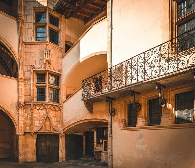 Lyon: Private Traboules Tour  Hidden Passages - Exploring Lyon’s Hidden Passages: A Deep Dive