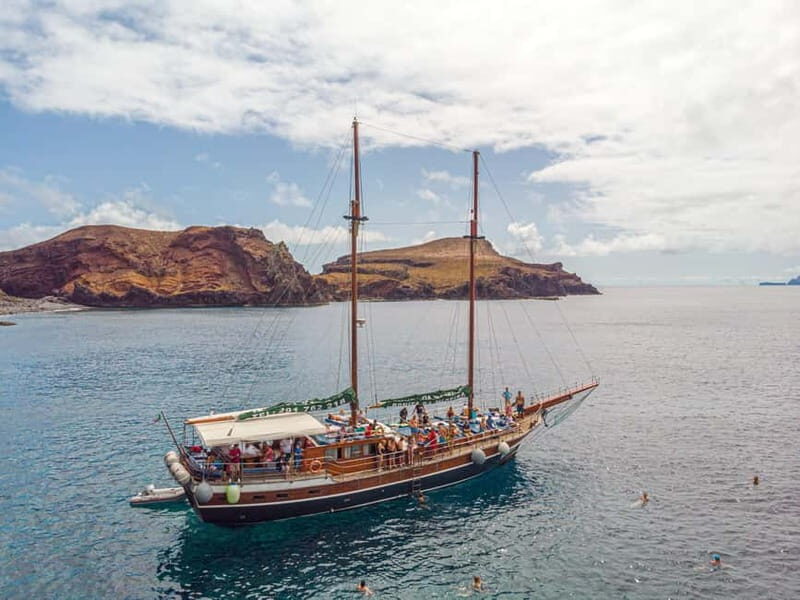 Madeira : 5 hour East Coast boat excursion - What to Expect from the Madeira East Coast Boat Tour