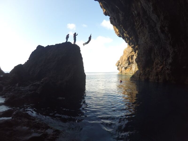 Madeira: Coasteering Tour - Key Points