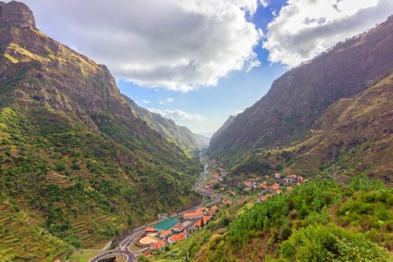 Madeira: Late West Tour with Natural Pools and Cliffs - Key Points