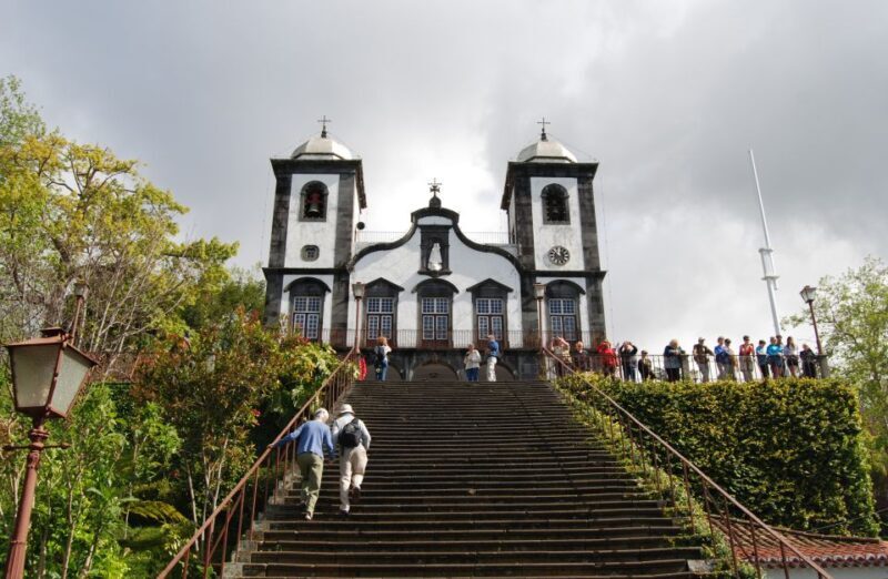 Madeira: Monte Sightseeing Tour & Toboggan Sled Ride - Key Points
