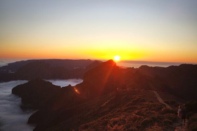 Madeira Sunset at Pico do Arieiro and PR1 Stairway To Heaven - Practical Details and Tips