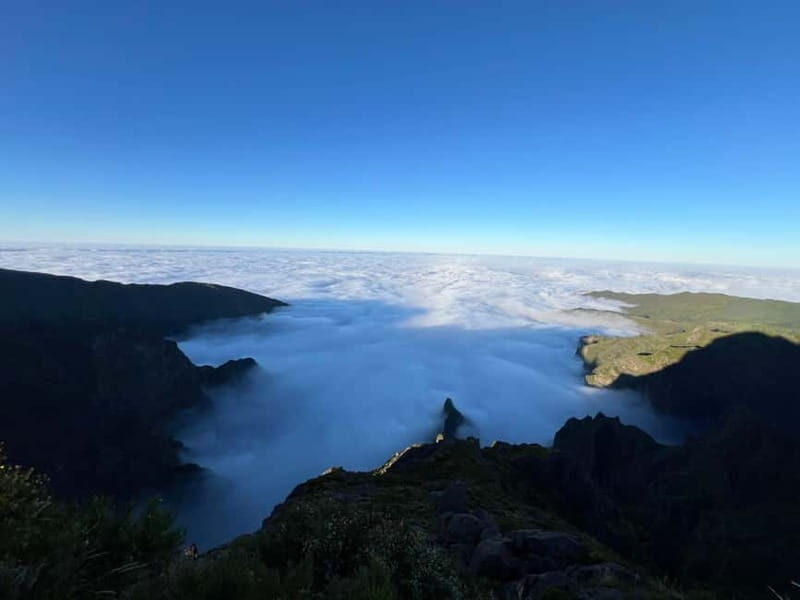 MADEIRA TOUR- SANTANA EAST TOUR STRAW THATCHED ROOFED HOUSES - Authentic Experiences and Highlights