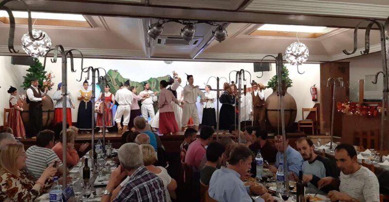 Madeira: Traditional Madeiran Dinner & Show - Key Points