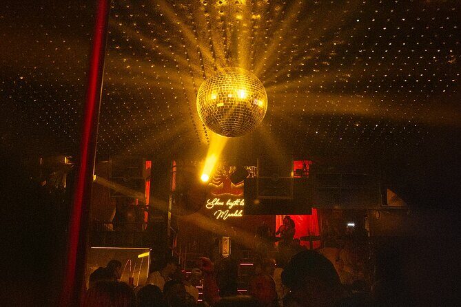 Madness tour bar crawl Playa del carmen open bar - Introduction