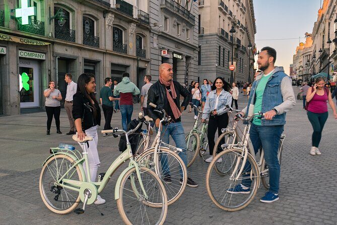 Madrid at Night: Vintage Bike Tour of City Highlights - Who Is This Tour Best For?
