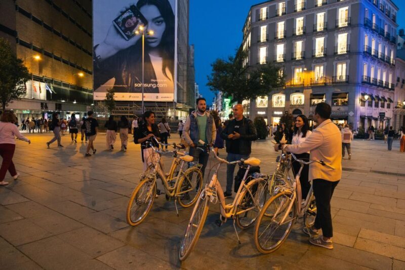 Madrid at Night: Vintage Bike Tour of City Highlights - Exploring Madrid by Night on a Vintage Bike