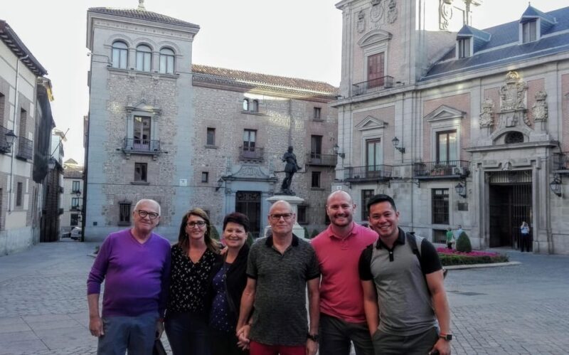 Madrid: Authentic Tapas Evening Tour with a side of History - The Guides: Knowledgeable and Personable