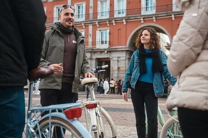 Madrid: City Highlights Guided Vintage Bike Tour - The Sum Up
