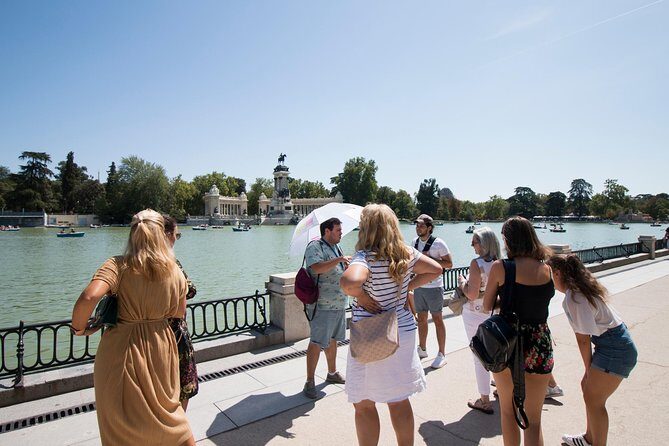 Madrid: El Retiro Park Guided Tour and Tapas - Key Points