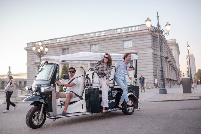 Madrid Expert Tour with Local Guide in Eco Tuk Tuk Private - Exploring the Itinerary in Detail
