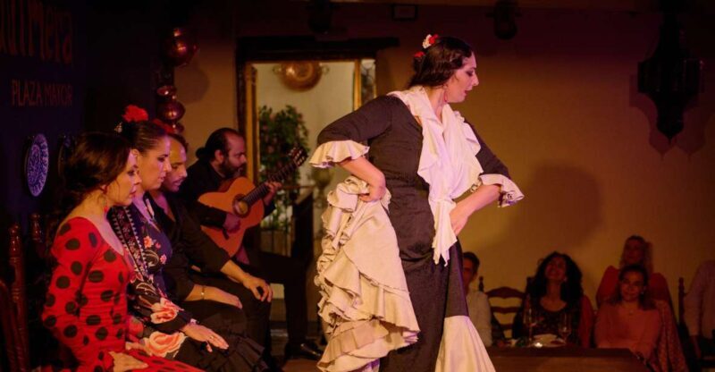 Madrid: Flamenco Show La Quimera with Drinks & Dinner Option - What Makes La Quimera Unique?