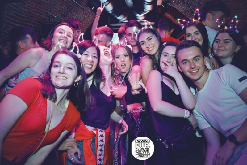 Madrid: Guided Pub Crawl Madrid Experience and Club Entry - The Itinerary in Detail