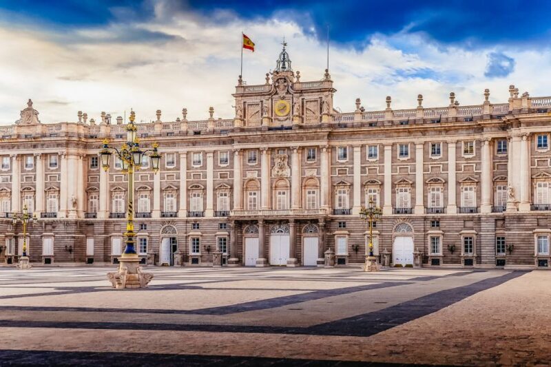 Madrid: Guided Tour of the Royal Palace with Fast Access - The Practical Details
