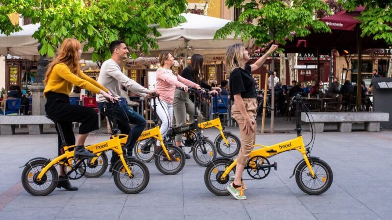 Madrid: Highlights & Parks with Electric Bike Private Tour - Exploring Madrid’s Highlights on Two Wheels