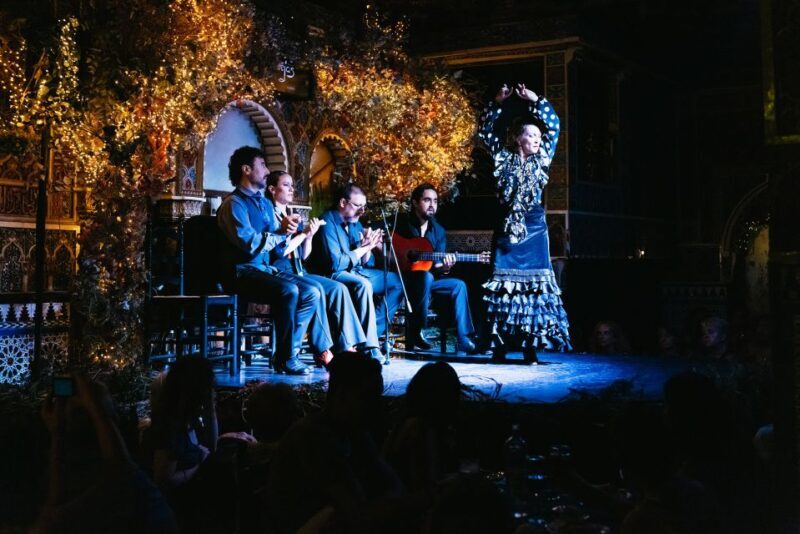 Madrid: Live Flamenco Show with Food and Drinks Options - The Performance: Passion and Precision