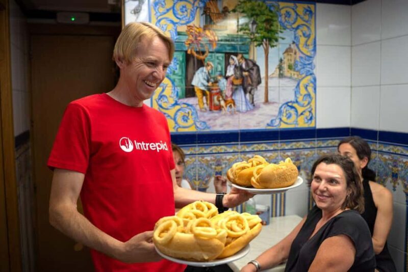 Madrid: Local Tapas, Drinks, and Hidden Gems Walking Tour - Key Points