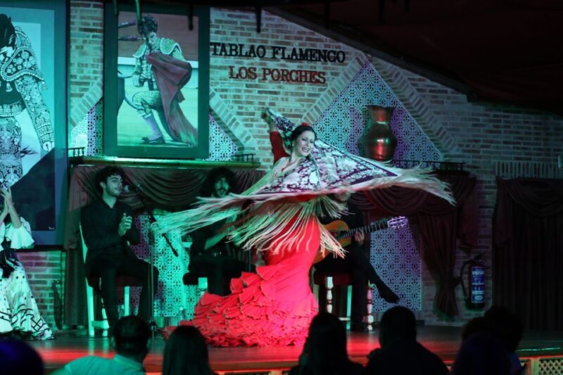 Madrid: Los Porches Flamenco Show with Tapas and Wine Ticket - Exploring the Flamenco Experience at Los Porches