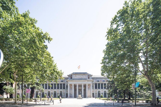 Madrid Panoramic Sightseeing Guided Tour - FAQ