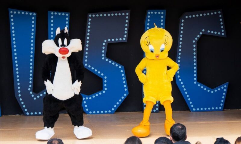 Madrid: Parque Warner Ticket and Roundtrip Transportation - The Itinerary in Detail