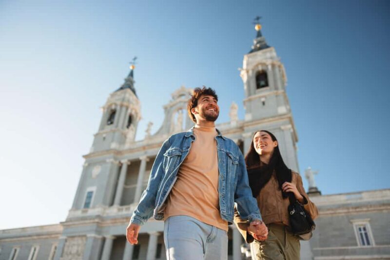 Madrid: Plaza Mayor & Royal Palace Photoshoot - The Sum Up