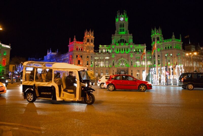 Madrid: Private Christmas Lights Tour by Eco Tuk-Tuk - Why This Tour Offers Great Value