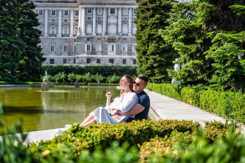 Madrid: Private Photoshoot with a Professional Photographer - The Benefits of a Private Photoshoot