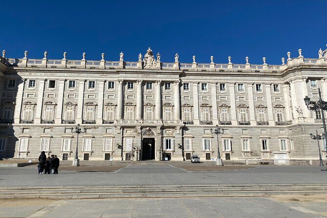MADRID: Royal Palace and Prado Museum with transportation included - Why Choose This Tour?