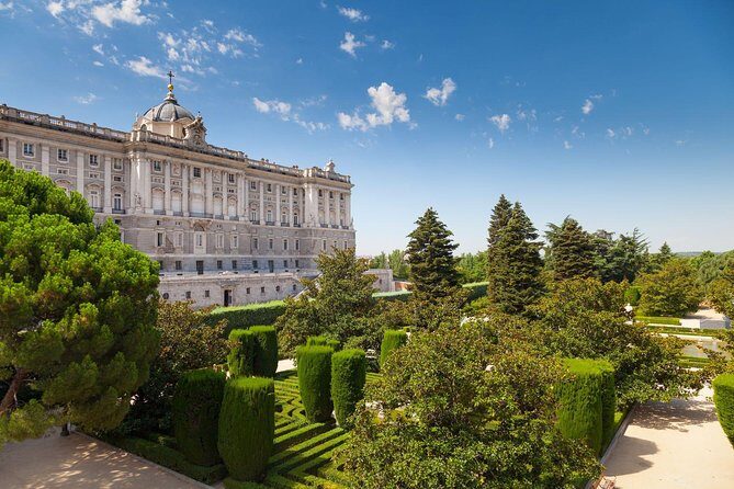 Madrid Royal Palace Private Tour with Skip-the-line Ticket - The Itinerary in Detail
