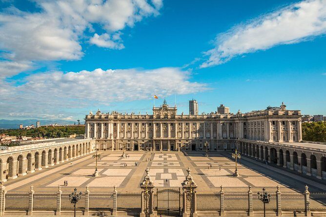 Madrid Royal Palace Private Tour with Skip-the-line Ticket - FAQ