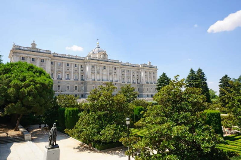 Madrid: Royal Palace Private Tour with Tickets - What to Expect During the Tour
