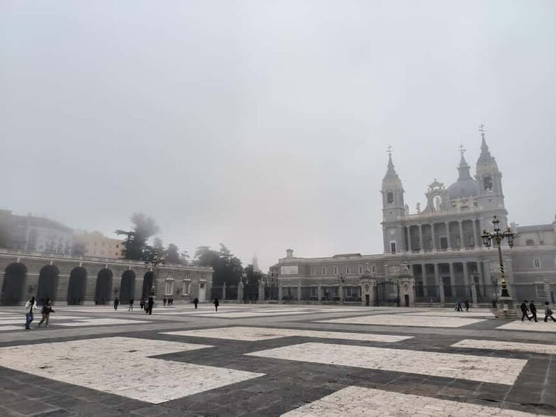 Madrid: Royal Palace Private Tour with Tickets - Frequently Asked Questions