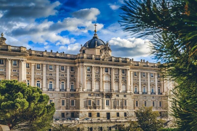 Madrid: Royal Palace Skip-the-line Guided Tour - Key Points