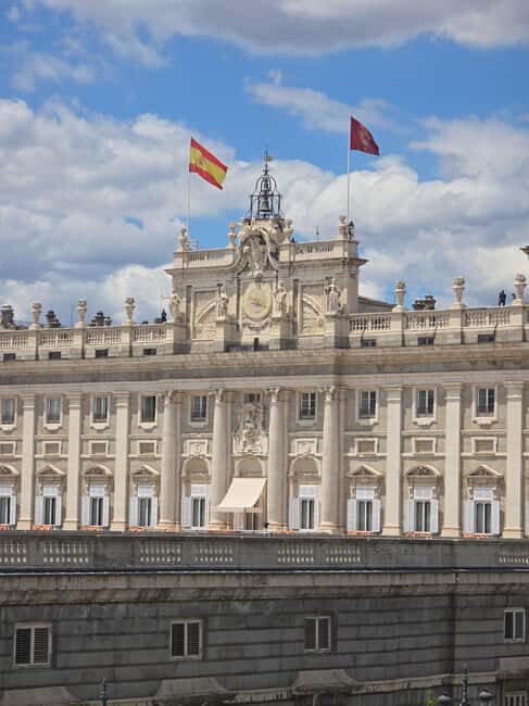 Madrid: Royal Palace Small Group Tour with Skip-the-Line - A Detailed Look at the Madrid Royal Palace Small Group Tour