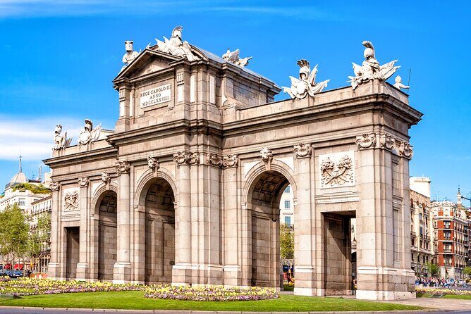 Madrid Scavenger Hunt and Sights Self-Guided Tour - Discovering Madrid Through a Different Lens