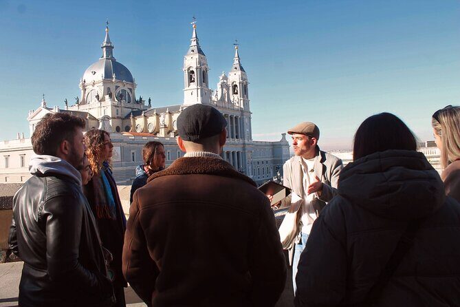 Madrid Tapas, Wine and History Tour - Savoring the Food and Drinks