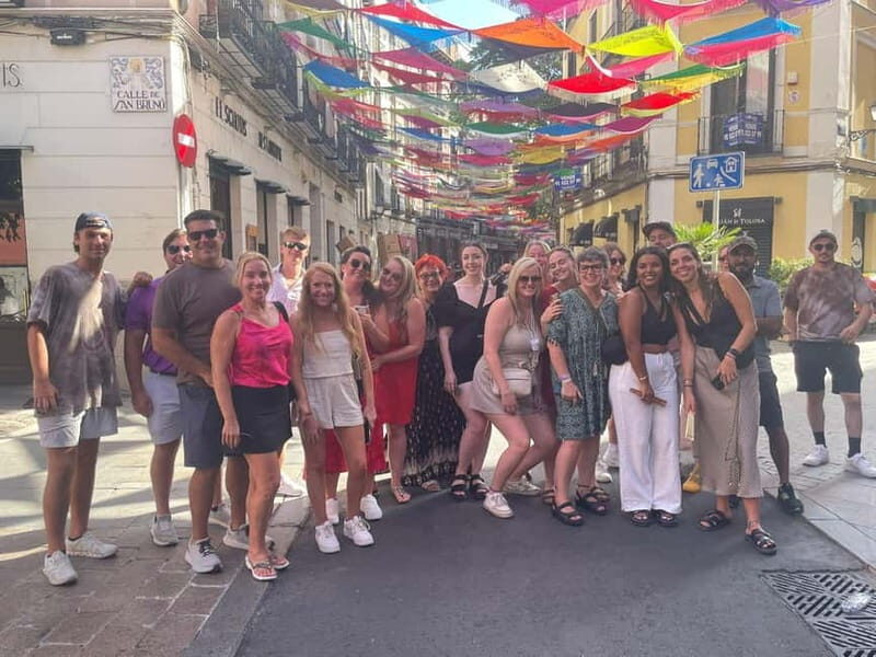 Madrid: Tapas & Wine Tour with Visit to a Rooftop - The Experience: What You Can Expect from Start to Finish